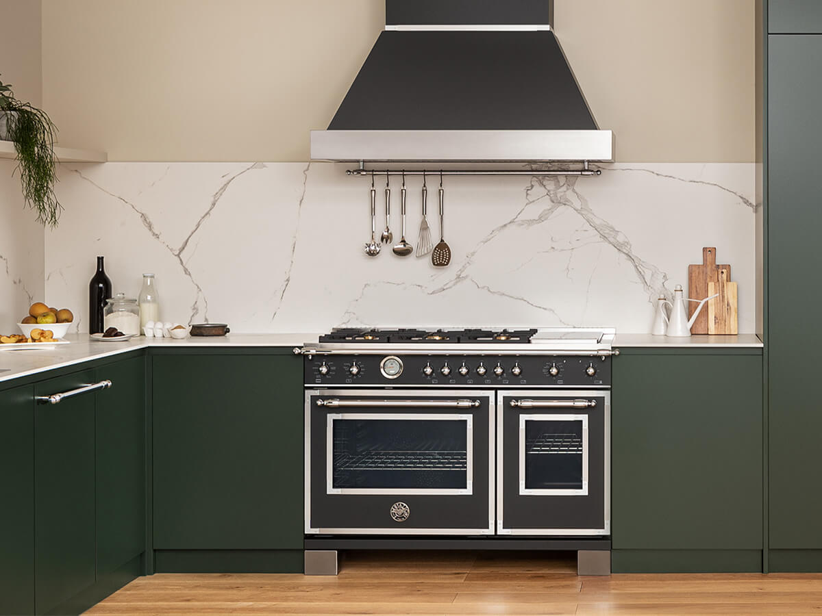 Bertazzoni Kitchen Appliances: Warners' Stellian