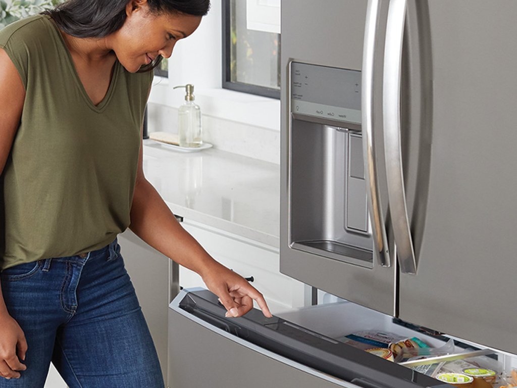 Frigidaire Gallery Kitchen Appliances: Warners' Stellian