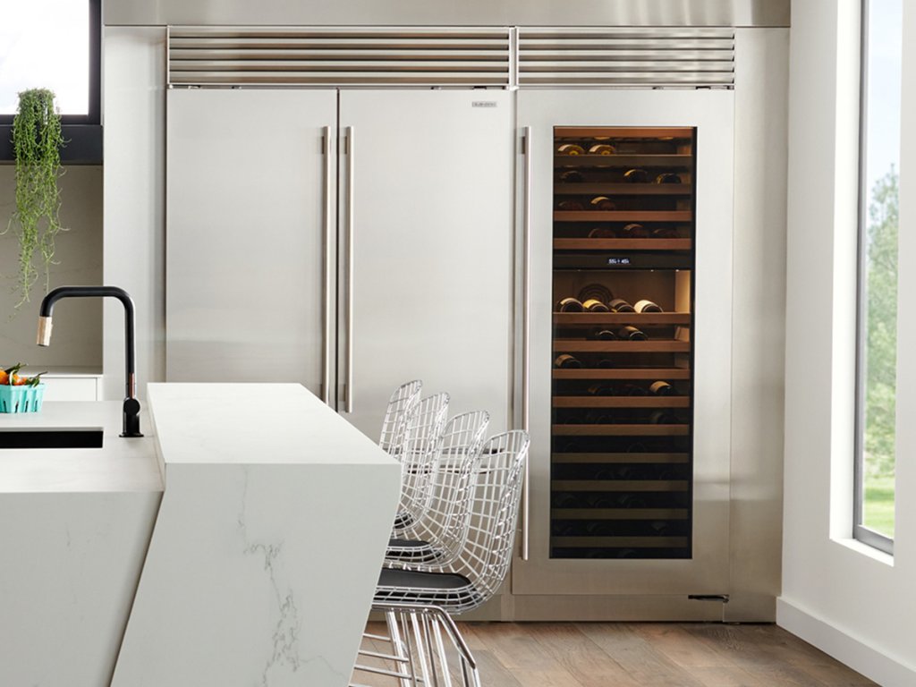 Sub-Zero Refrigerators : Warners' Stellian