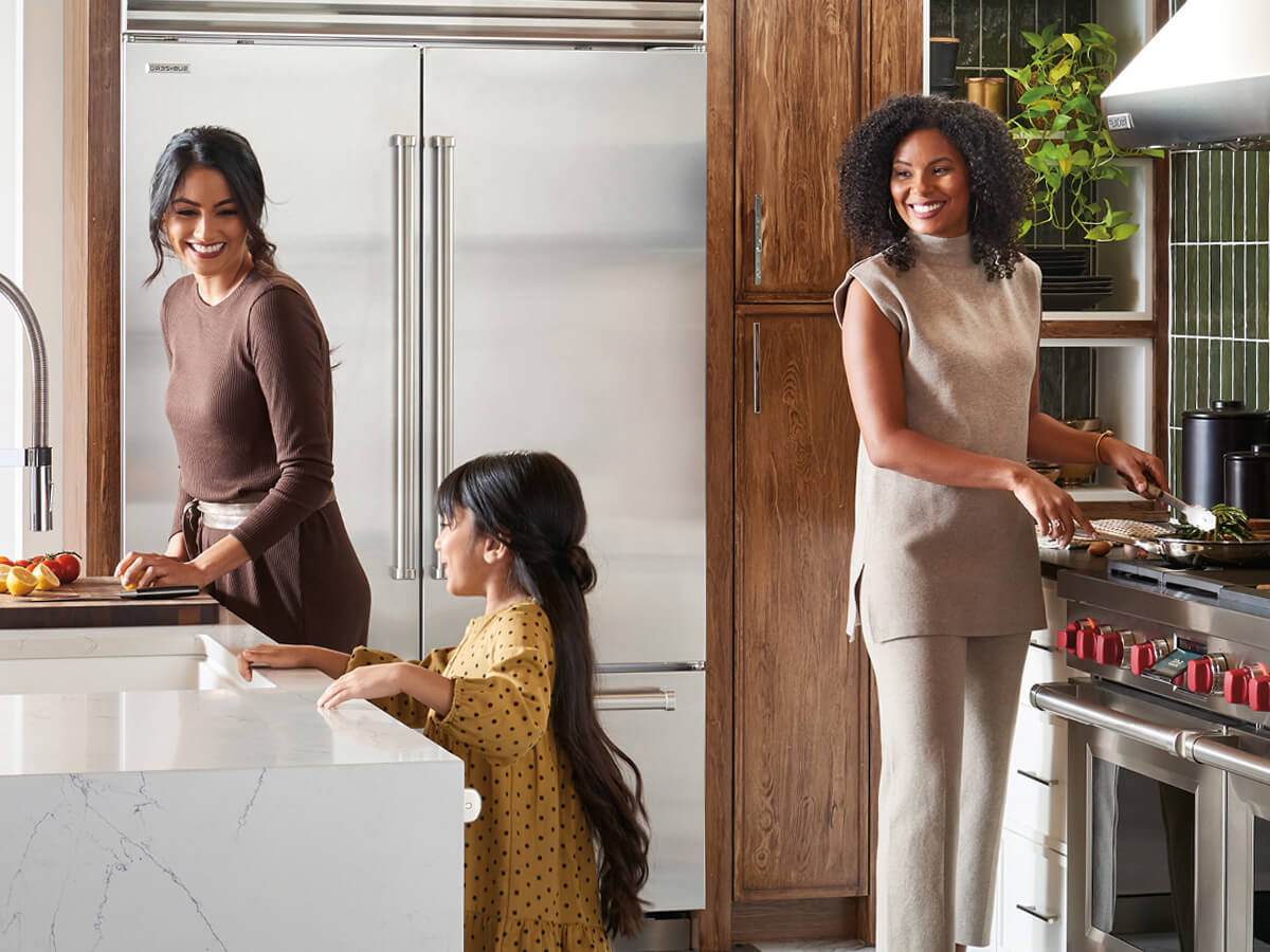 Wolf Kitchen Appliances: Warners' Stellian