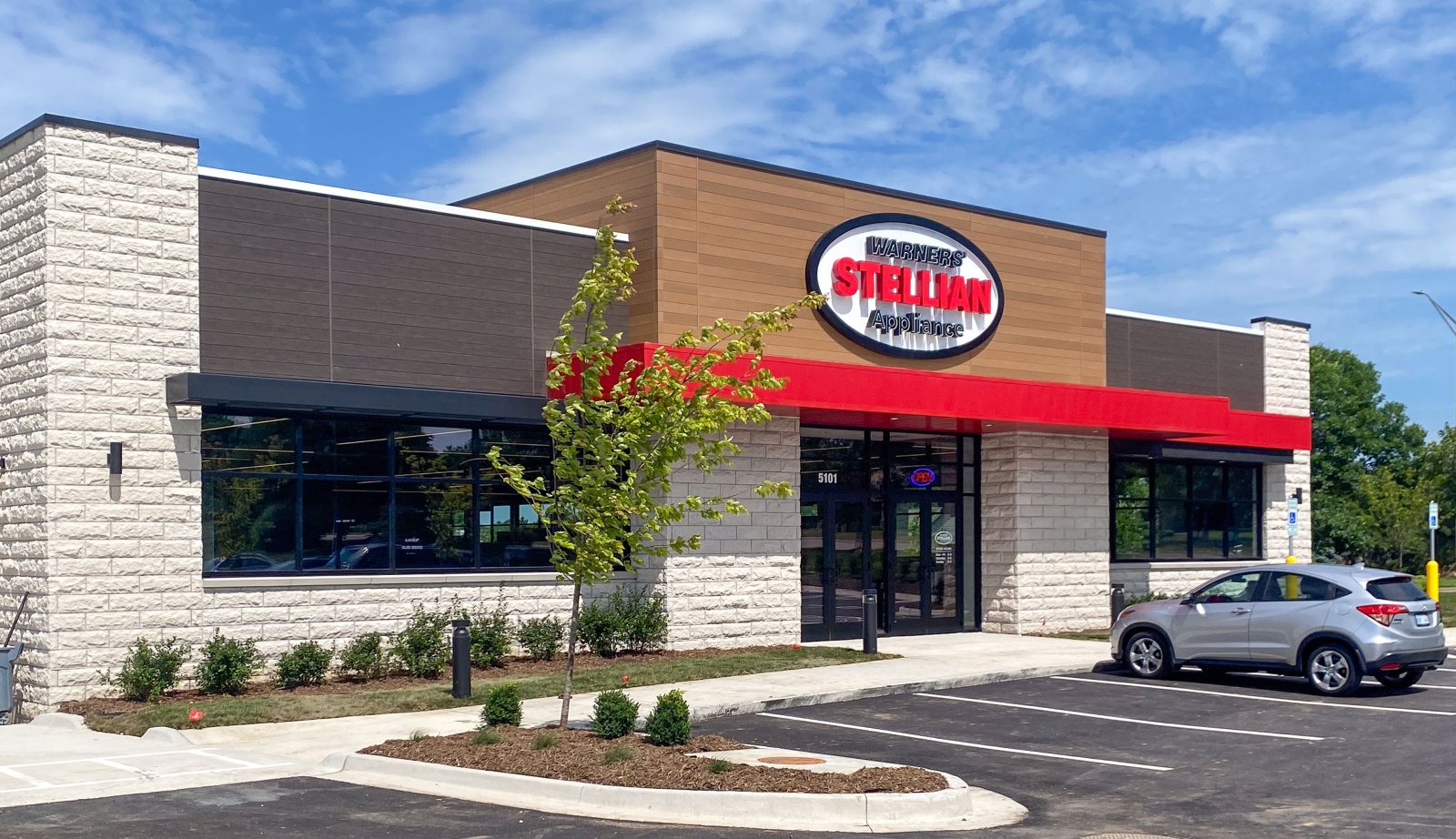 Customer Pickup - Warners' Stellian